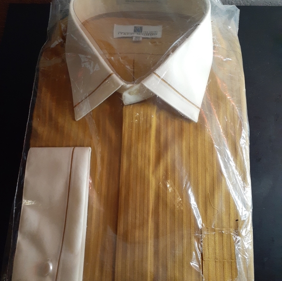 Italo Mondo | Shirts | Gorgeous New Italo Mondo Size 36 Tan Dress Shirt | Poshmark
